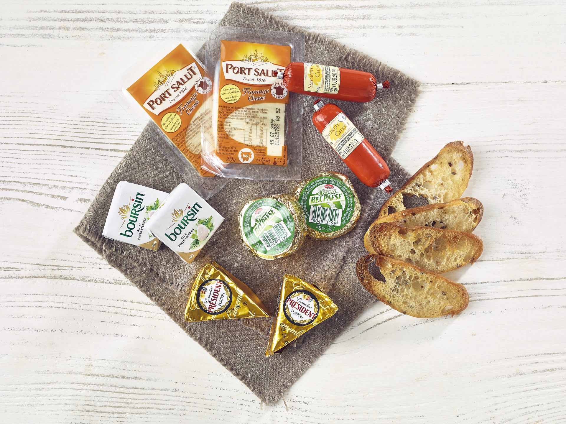 Bulk Buy Mini Mixed Continental Cheese Portions Wholesale | KFF