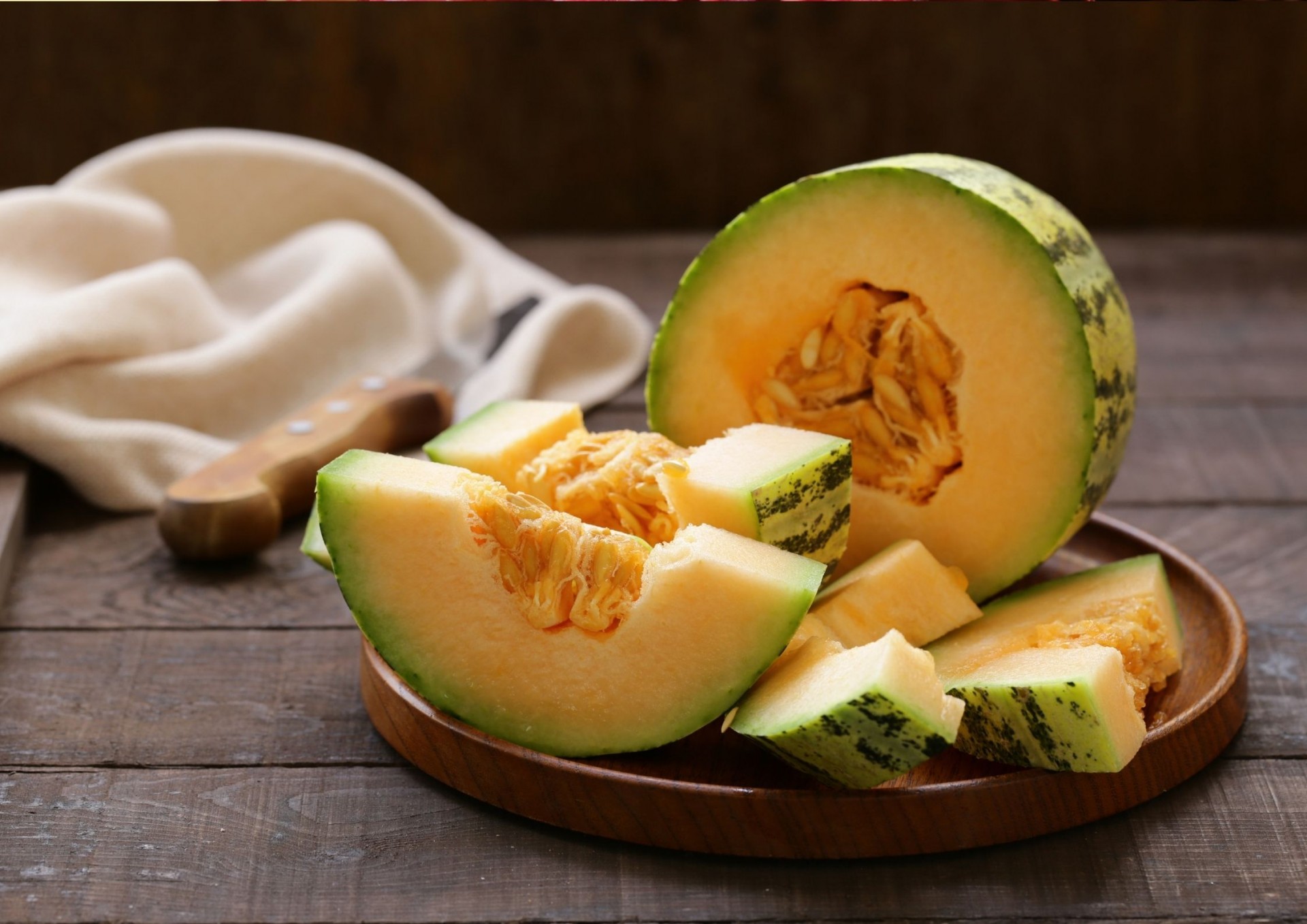 Bulk Buy Orange Flesh Melon Wholesale | KFF