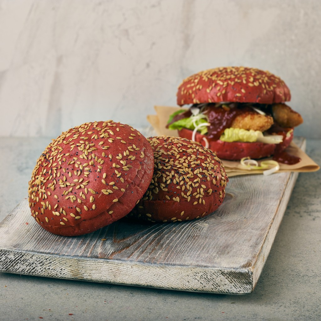 Bulk Buy Poppy & Lineseed Topped Beetroot Buns Wholesale | KFF